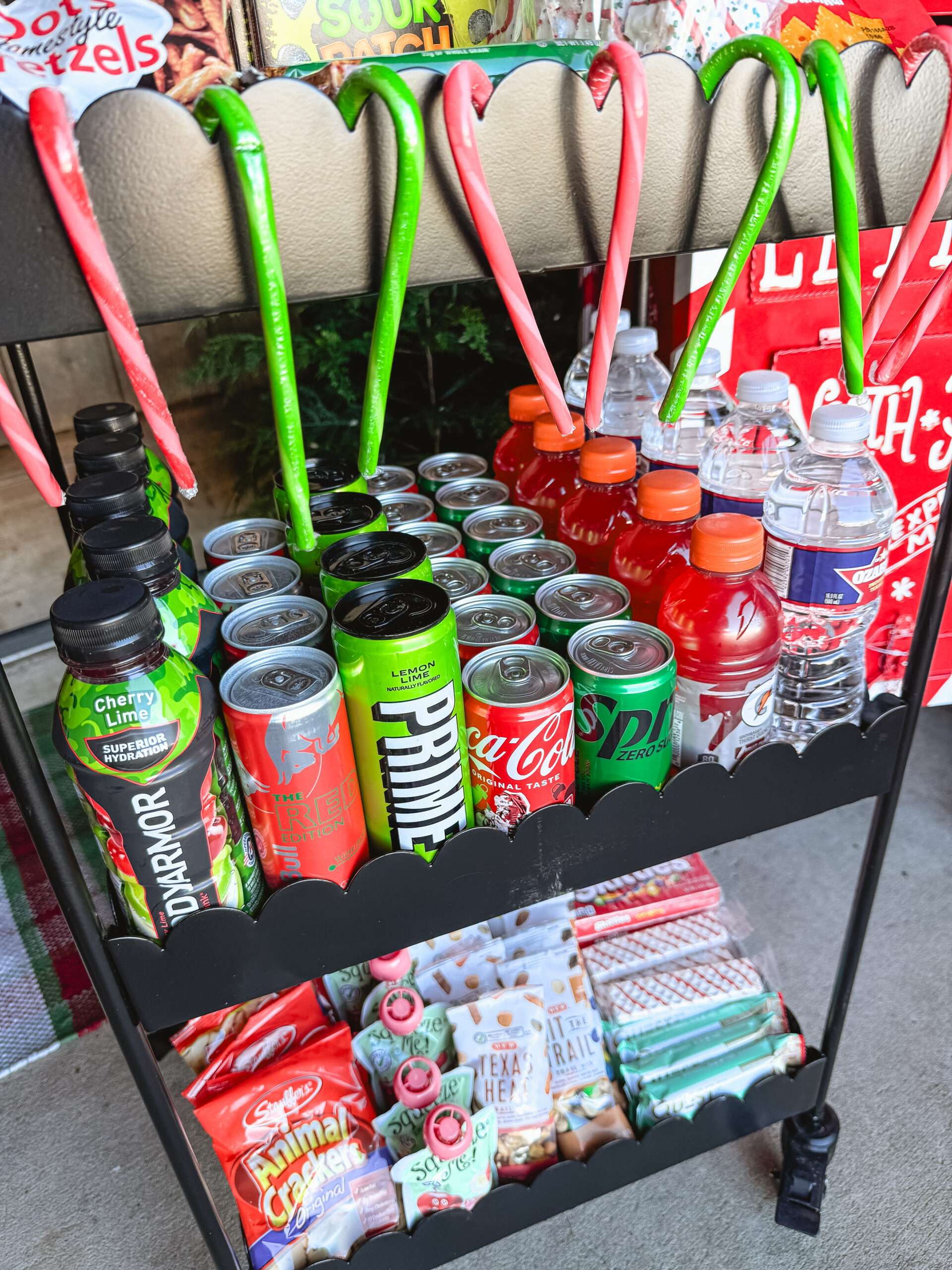 Spread Cheer with a Holiday Snack Cart for Delivery Drivers: FREE ...